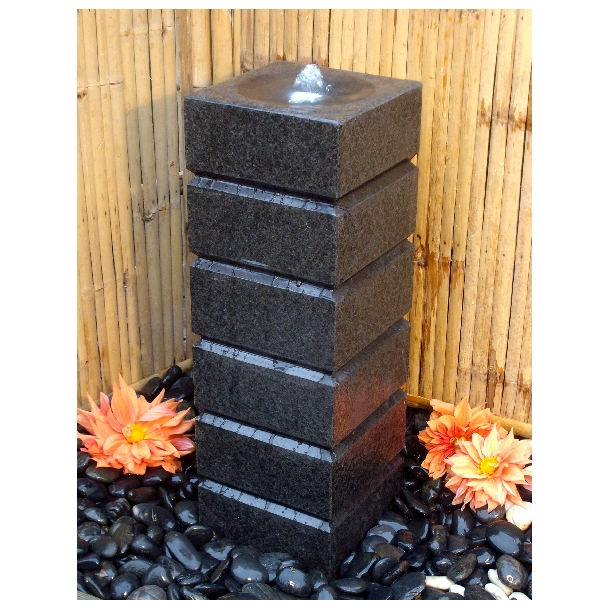 Billige havespringvand, havefontæner og vandkunst - med lys